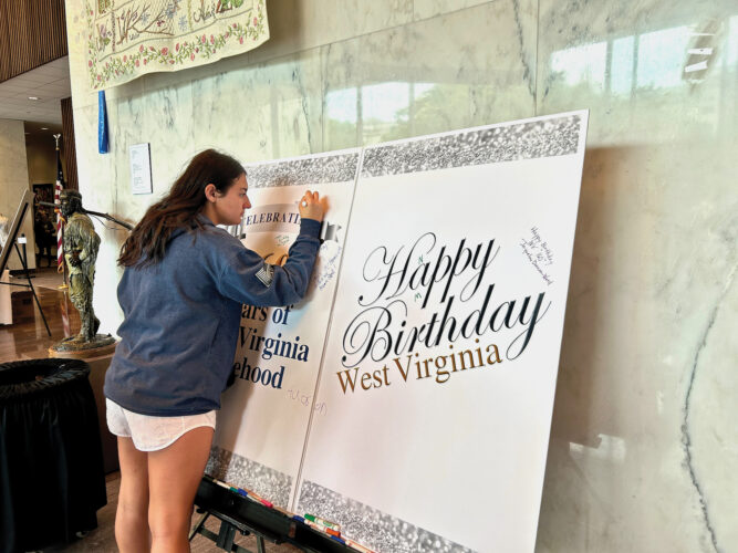 Justice celebrates W.Va.’s 160th | News, Sports, Jobs - The Intermountain